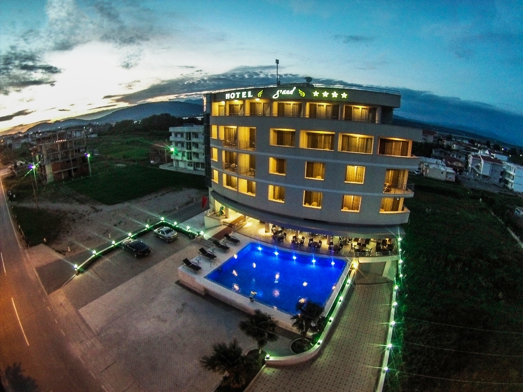 Hotel GRAND-Ulcinj, Crna Gora - ODMARAJ ME - VAS TURISTICKI PORTAL